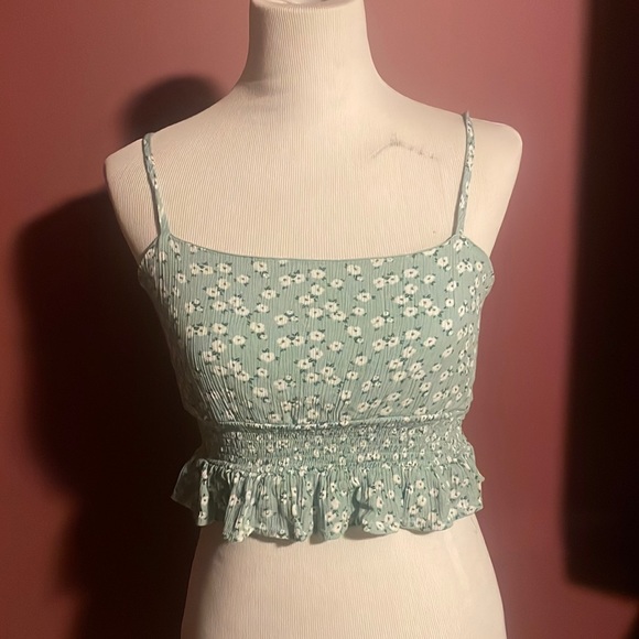 Forever 21 | Tops | Forever 2 Crop Belly Camisole Shirt Light Green ...